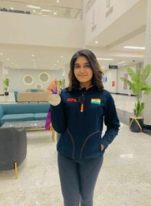 Esha Singh (Pistol Shooter) Height, Age, Family, Biography & More ...