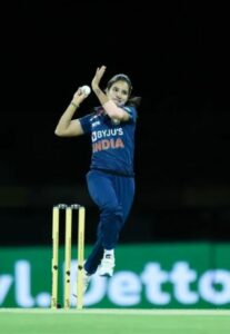 Renuka Singh Thakur (cricketer) Height, Age, Boyfriend, Family ...
