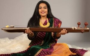 Falu Wiki, Age, Family, Husband, Biography & More » StarsUnfolded