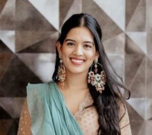 Shivani Bafna Age, Caste, Husband, Children, Family, Biography & More ...