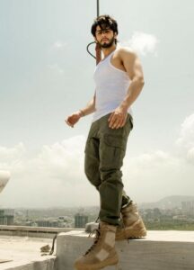 Jibraan Khan Height, Age, Girlfriend, Family, Biography & More » StarsUnfolded