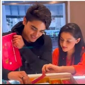 Aditya Khurana Height, Age, Girlfriend, Family, Biography & More ...