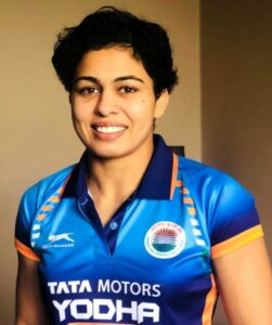 Pooja Dhanda Age, Weight, Boyfriend, Husband, Family, Biography & More ...