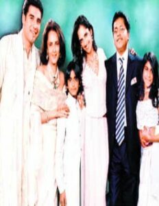 Lalit Modi Age, Girlfriend, Wife, Children, Family, Biography ...