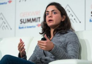 Shivon Zilis Height, Age, Boyfriend, Husband, Family, Biography ...