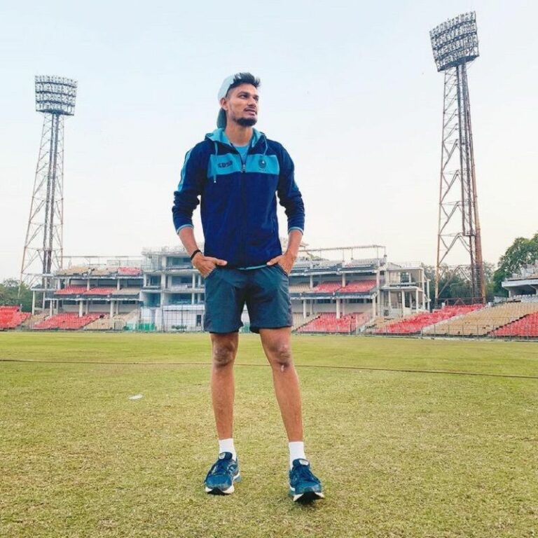 Kuldeep Sen Height, Age, Girlfriend, Family, Biography & More ...