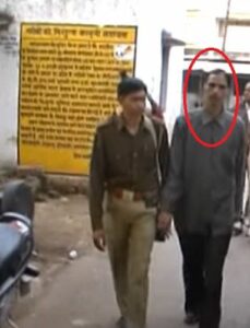 Ram Niranjan Aka Raja Kolandar Age, Wife, Children, Family, Biography ...