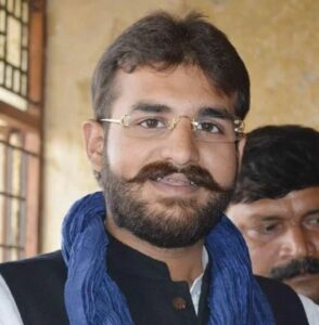 Abbas Ansari Age, Caste, Wife, Children, Family, Biography » StarsUnfolded