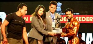 Anil Gochikar Height, Weight, Age, Wife, Family, Biography & More ...