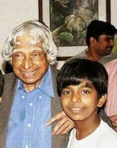 Harsh Mayar Height, Age, Girlfriend, Family, Biography & More ...