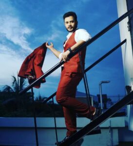 Manikandan Rajesh Height, Age, Girlfriend, Wife, Family, Biography ...