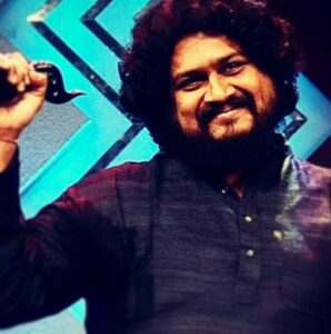 Om Raut Age, Girlfriend, Wife, Children, Family, Biography & More ...