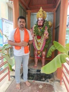 Rupesh Rajanna Age, Wife, Children, Family, Biography & More ...