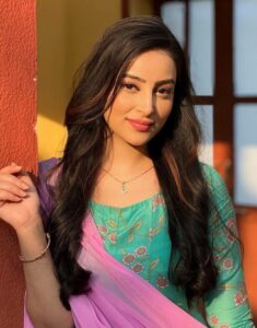 Chandni Sharma Height, Age, Boyfriend, Family, Biography & More » StarsUnfolded