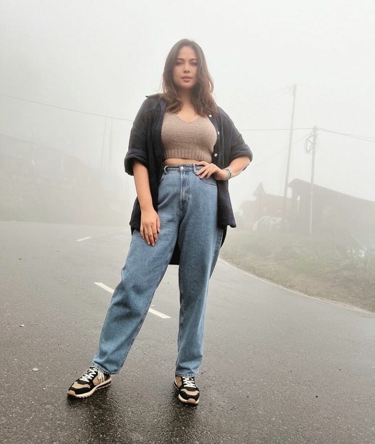 Lin Laishram Height, Age, Boyfriend, Husband, Family, Biography & More ...