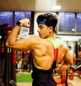 Sohail D Height, Age, Girlfriend, Family, Biography & More » StarsUnfolded