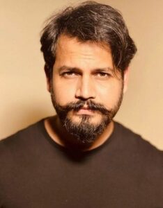 Azlan Shah Height, Age, Wife, Family, Biography & More » StarsUnfolded