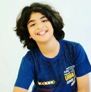 Half Pants Full Pants Actors, Cast & Crew » StarsUnfolded