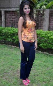 Sheena Shahabadi Height, Age, Husband, Family, Biography » StarsUnfolded