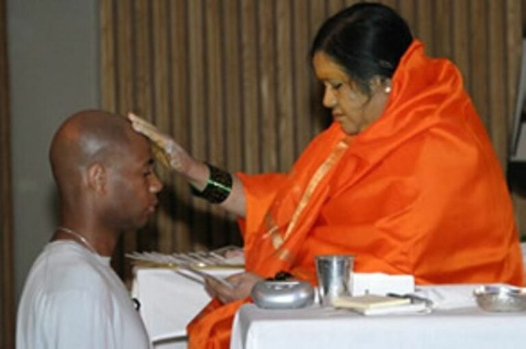 Amma Sri Karunamayi Age, Husband, Family, Biography & More » StarsUnfolded Amma Sri Karunamayi Age, Husband, Family, Biography & More » StarsUnfolded