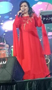 Anupama Deshpande Age, Husband, Family, Biography » StarsUnfolded