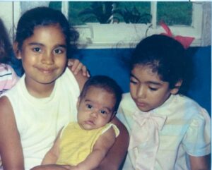 Upinder Singh (Manmohan Singh’s Daughter) Age, Husband, Children ...