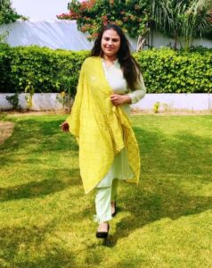 Tanya Abrol Height, Age, Husband, Family, Biography & More » StarsUnfolded