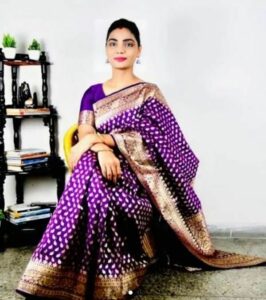 Neha Singh Rathore Age, Husband, Family, Biography » StarsUnfolded