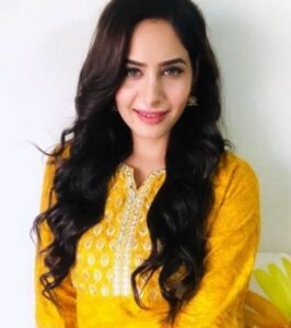 Roopam Sharma Height, Age, Family, Biography & More » StarsUnfolded