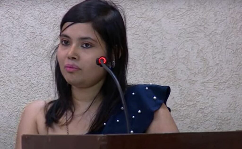 Sagarika Bhattacharya Age, Husband, Family, Biography & More » StarsUnfolded