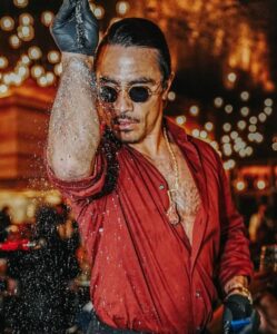 Salt Bae (Chef) Age, Wife, Family, Biography & More » StarsUnfolded