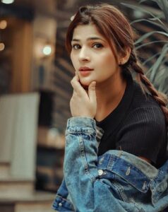 Sapna Gill Height, Age, Boyfriend, Family, Biography & More » StarsUnfolded