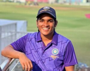 Simran Shaikh Height, Age, Family, Biography & More » StarsUnfolded