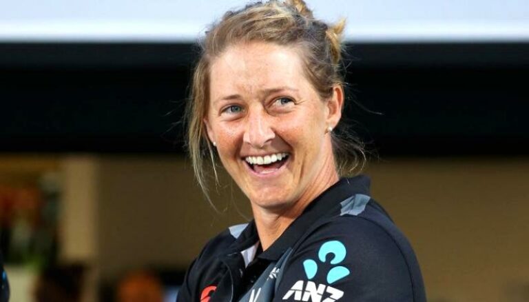 Sophie Devine Height, Age, Family, Biography & More » StarsUnfolded