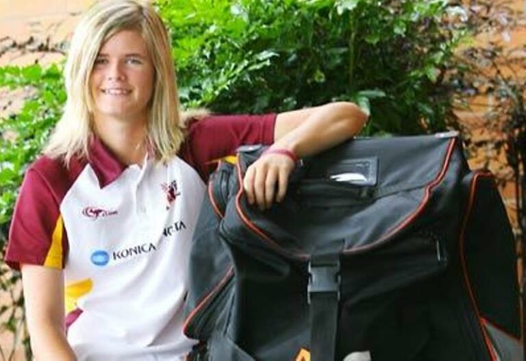 Jess Jonassen Height, Age, Boyfriend, Family, Biography & More ...