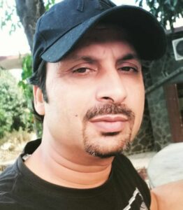 Chor Nikal Ke Bhaga Actors, Cast & Crew » StarsUnfolded
