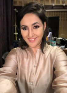 Charu Shankar Age, Family, Biography & More » StarsUnfolded