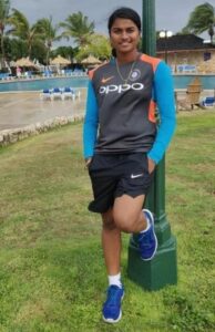 Dayalan Hemalatha Height, Age, Boyfriend, Husband, Children, Family ...