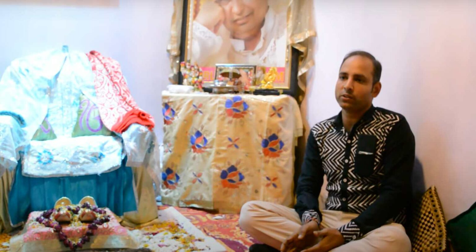 Guru Ji Chattarpur Wale Age, Wife, Family, Biography & More » StarsUnfolded