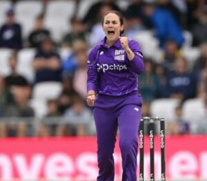 Heather Graham Height, Age, Boyfriend, Family, Biography & More ...