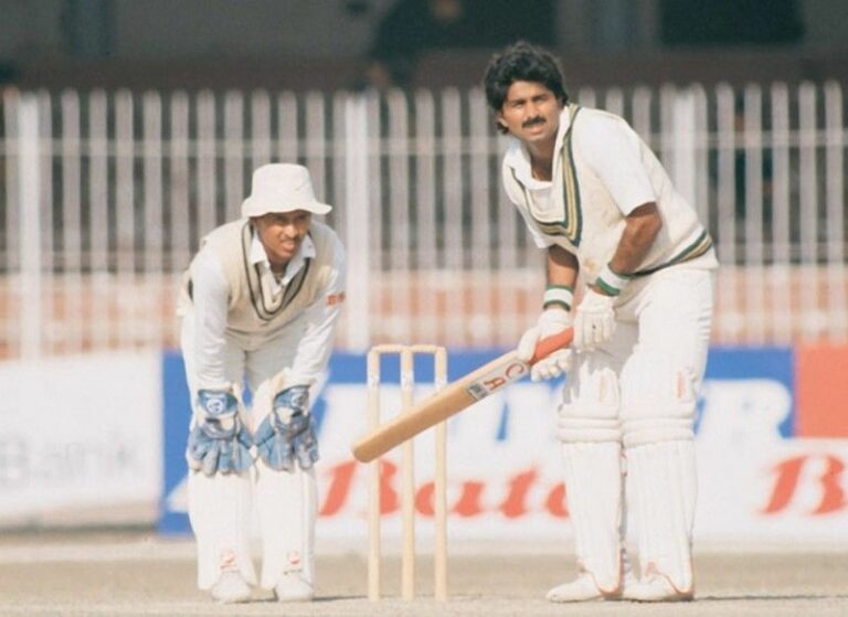 Javed Miandad Height, Age, Wife, Children, Biography & More » StarsUnfolded