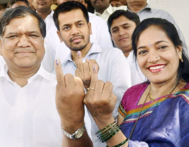 Jagadish Shettar Age, Caste, Wife, Children, Family, Biography ...