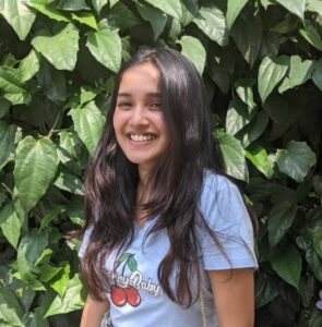 Anikha Surendran Age, Family, Biography & More » StarsUnfolded