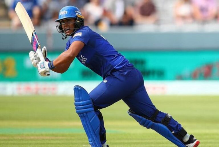 Chloe Tryon Age, Boyfriend, Family, Biography & More » StarsUnfolded