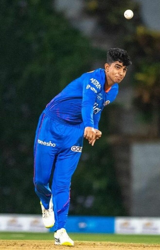 Hrithik Shokeen Height, Age, Girlfriend, Family, Biography & More » StarsUnfolded