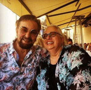 Kabir Bedi Age, Girlfriend, Wife, Children, Family, Biography & More ...