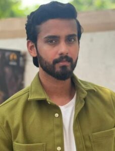 Vidaamuyarchi Actors, Cast & Crew » StarsUnfolded