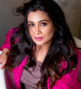 Ruchita Jadhav Height, Age, Husband, Family, Biography & More ...