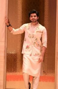 Dheekshith Shetty Age, Girlfriend, Family, Biography & More » StarsUnfolded