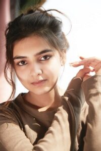 Disha Gupta Height, Age, Family, Biography & More » StarsUnfolded